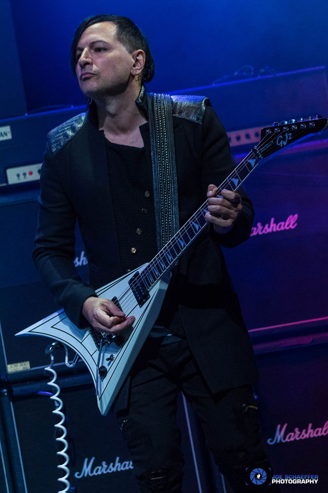 Index of /images/artists