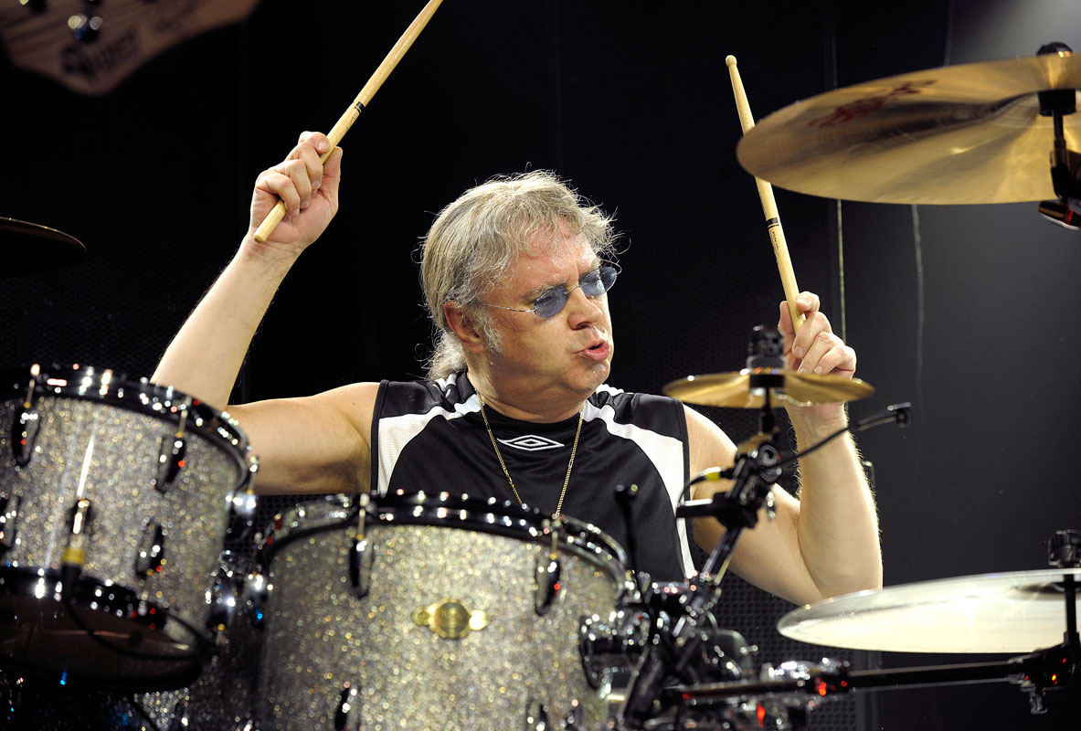 Index of /images/artists