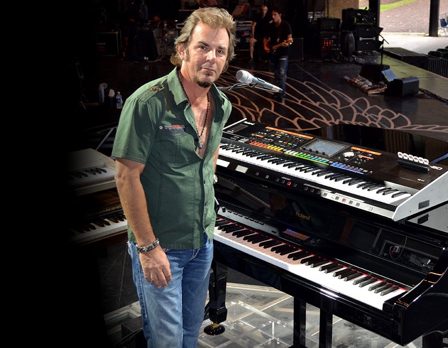 Index of /images/artists