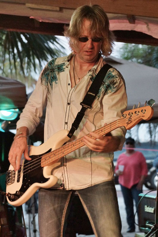 Index of /images/artists