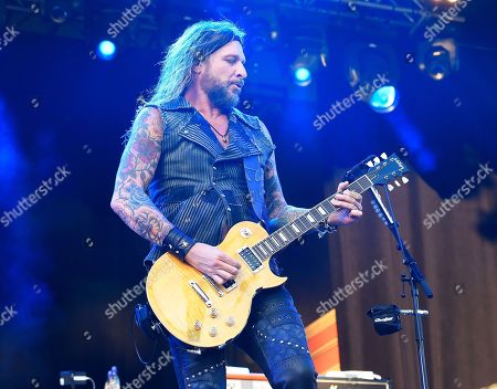 Index of /images/artists